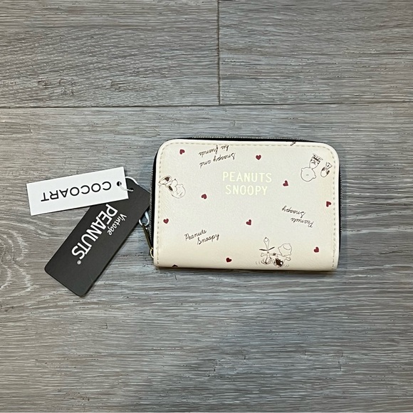 Peanuts | Bags | Peanuts Snoopy Charlie Brown Mini Wallet | Poshmark